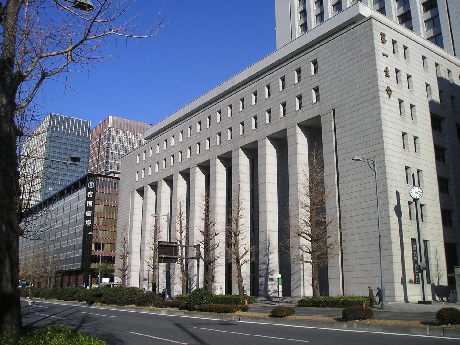 Dai-ichi Life aims to hire 100 in Cambodia