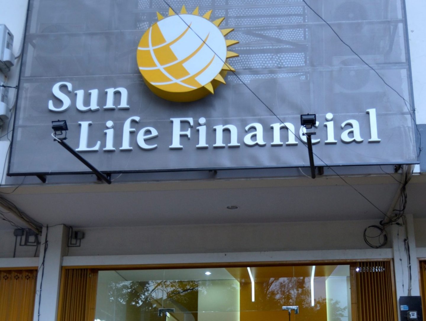 Sun Life expands Asean reach with ACB partnership