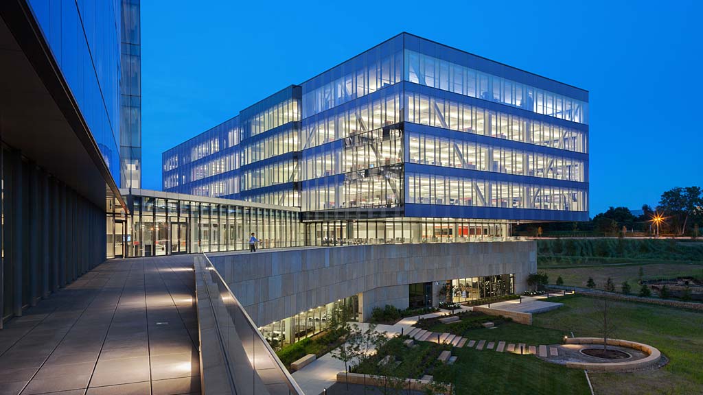 Strong Asia performance helps lift RGA’s Q4 income