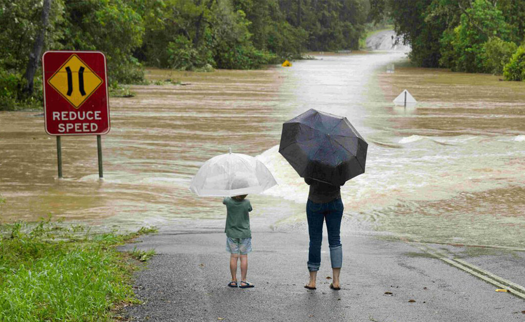 Queensland flood claims near 4,000, but too early to estimate total damage