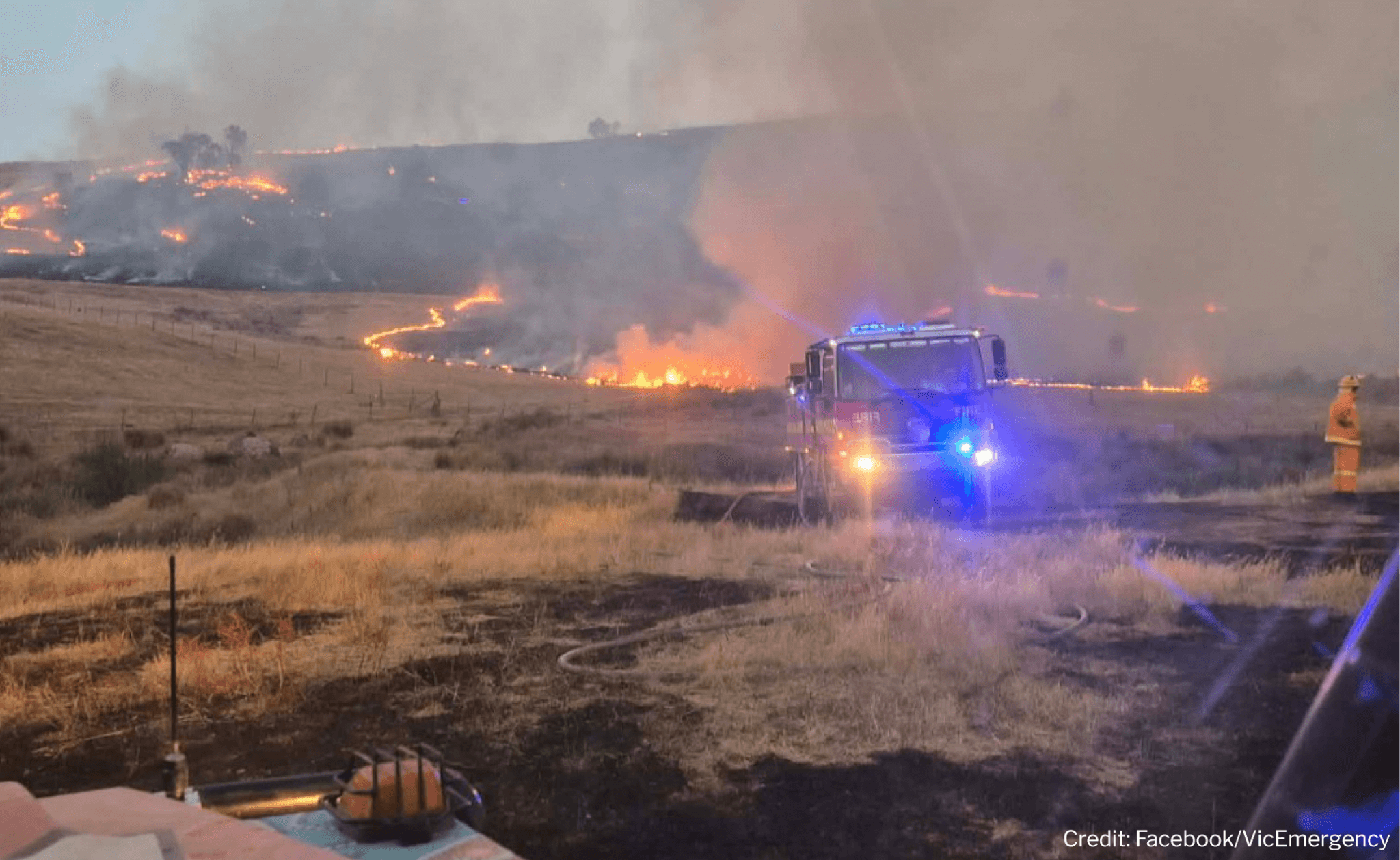 Victoria bushfires destory 228 homes, 700 structures after burning area ...